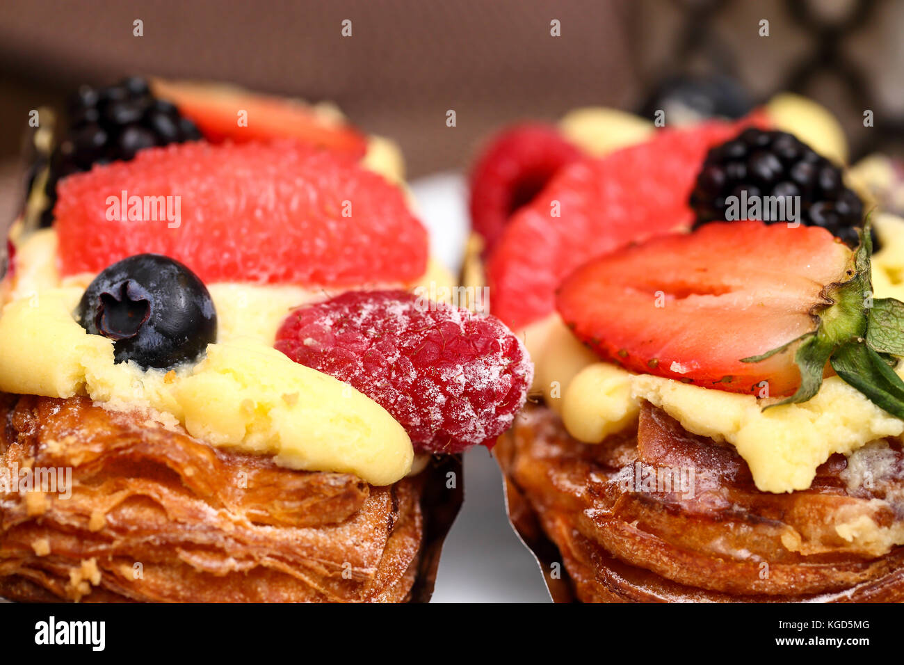 Fruit and pastries hi-res stock photography and images - Alamy
