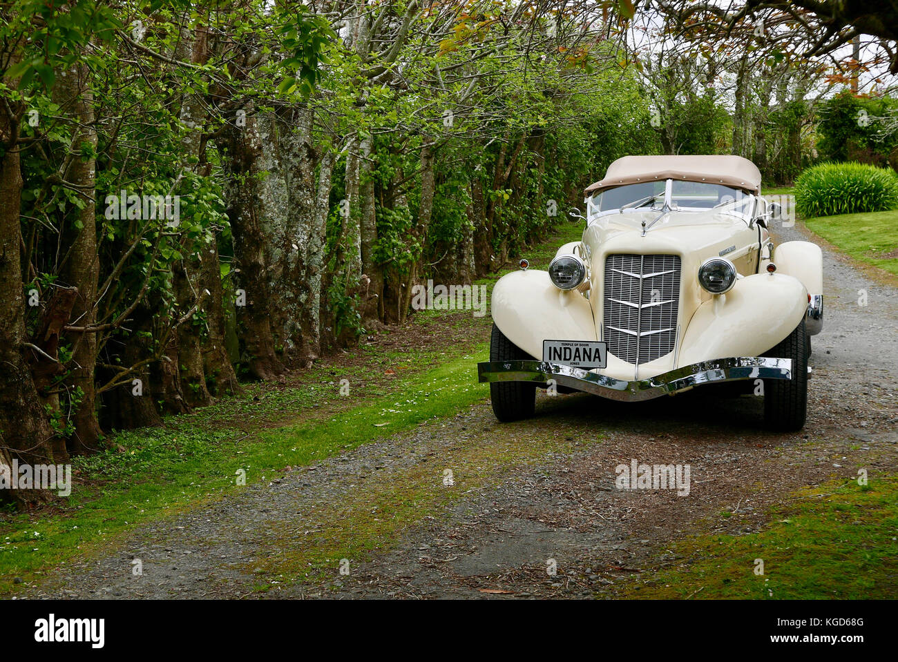 Indiana Jones And The Temple Of Doom Stock Photos & Indiana Jones And ...