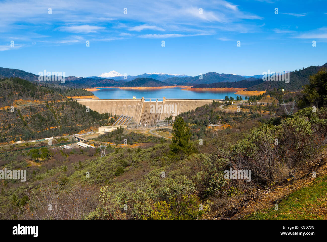 Shasta Dam and Shasta Lake Stock Photo - Alamy