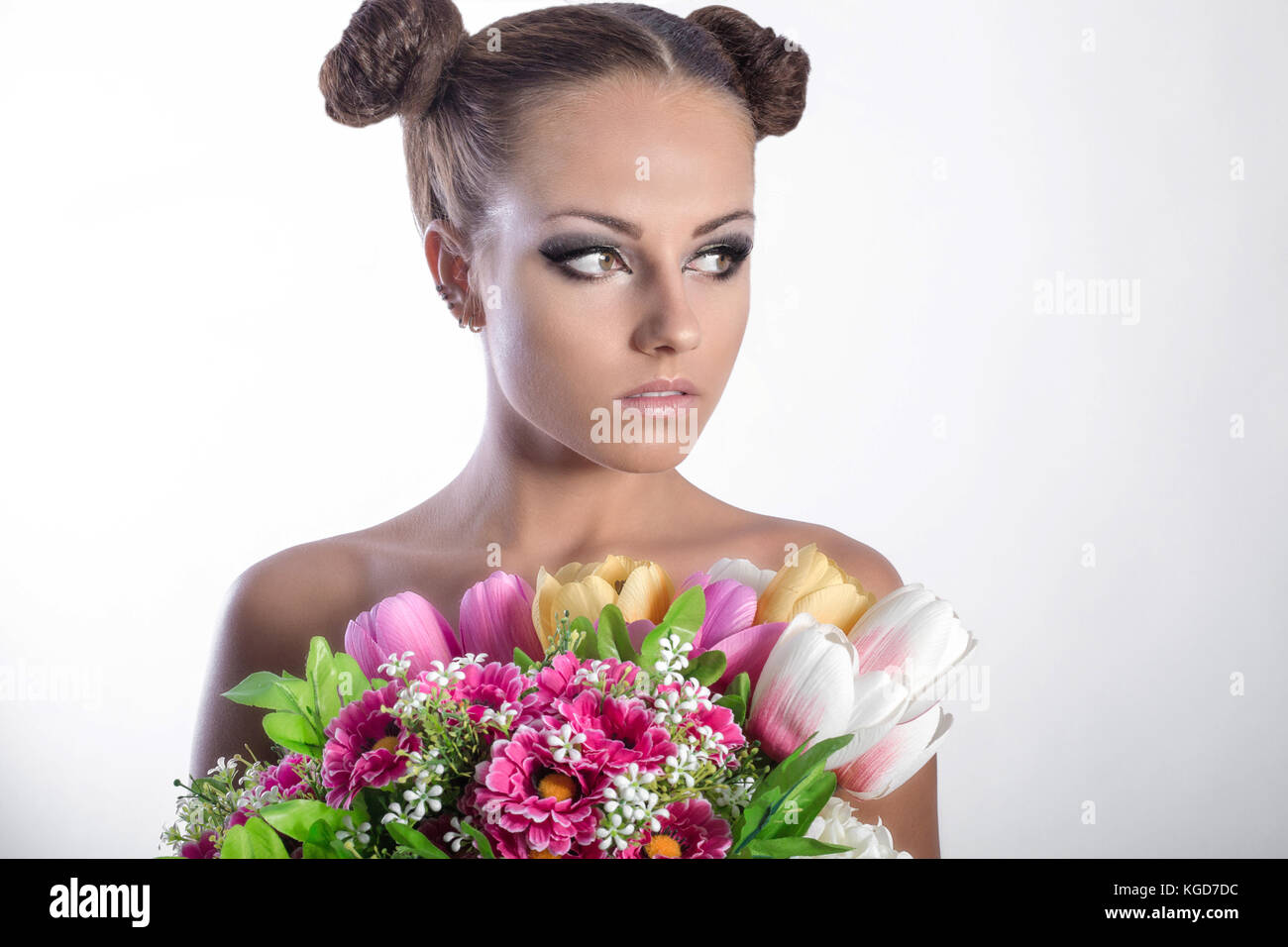 beauty woman with spring flowers studio Stock Photo - Alamy