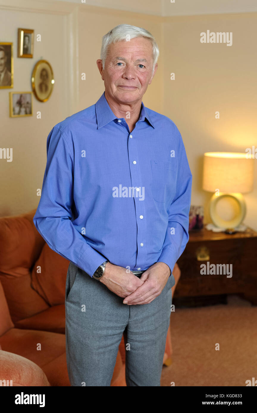 Frank Holden is the estranged father of Amanda Holden, judge on Britain ...