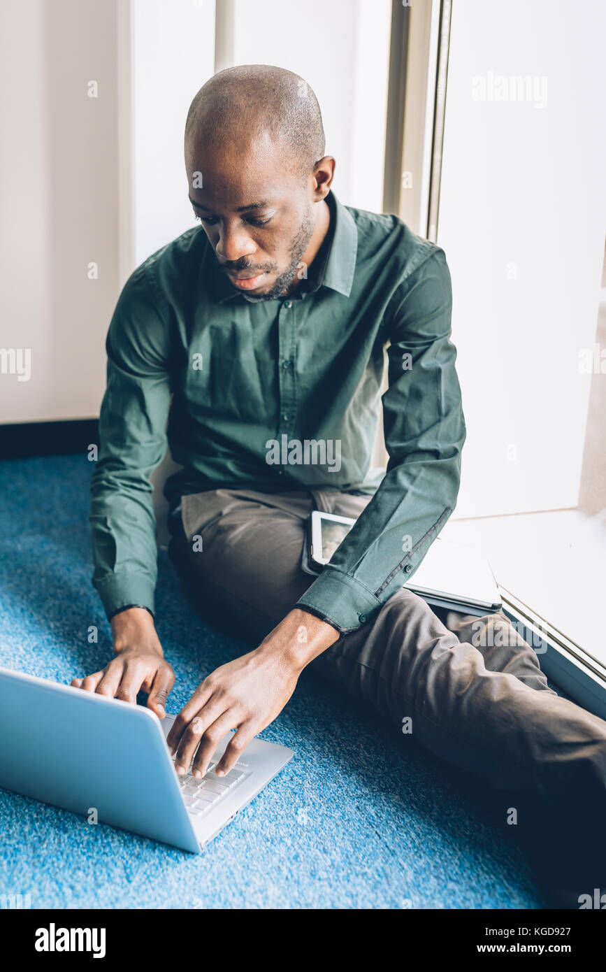 Tapping keyboard hi-res stock photography and images - Alamy