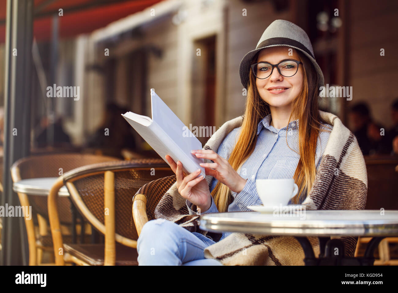 Girl Read Book Stock Photo - Alamy