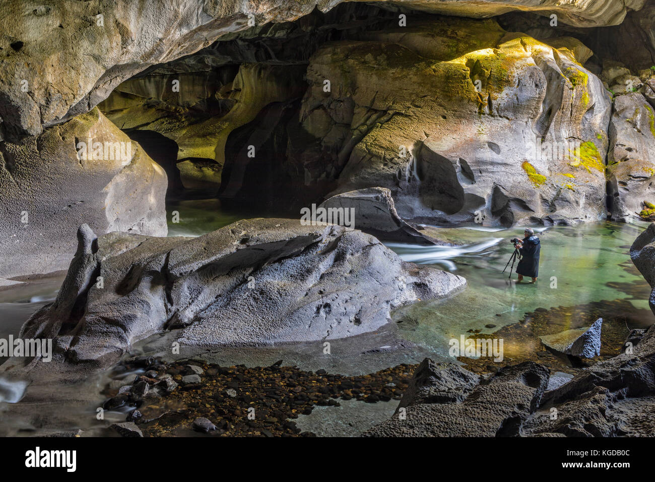 Bob photographing during a photography workshop with Rolf Hicker in ...