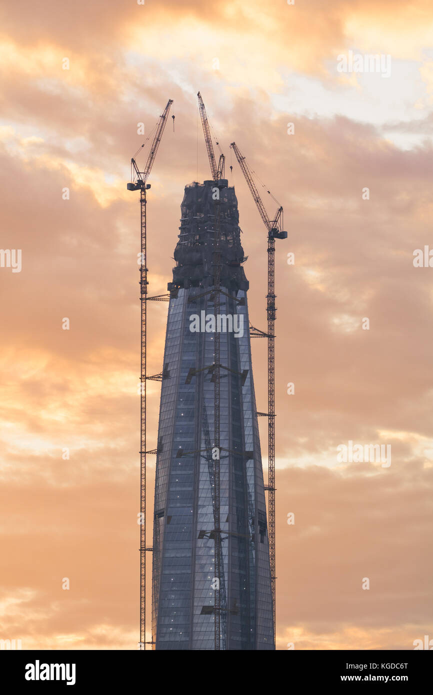 Construction of the skyscraper against the sky at sunset Stock Photo ...