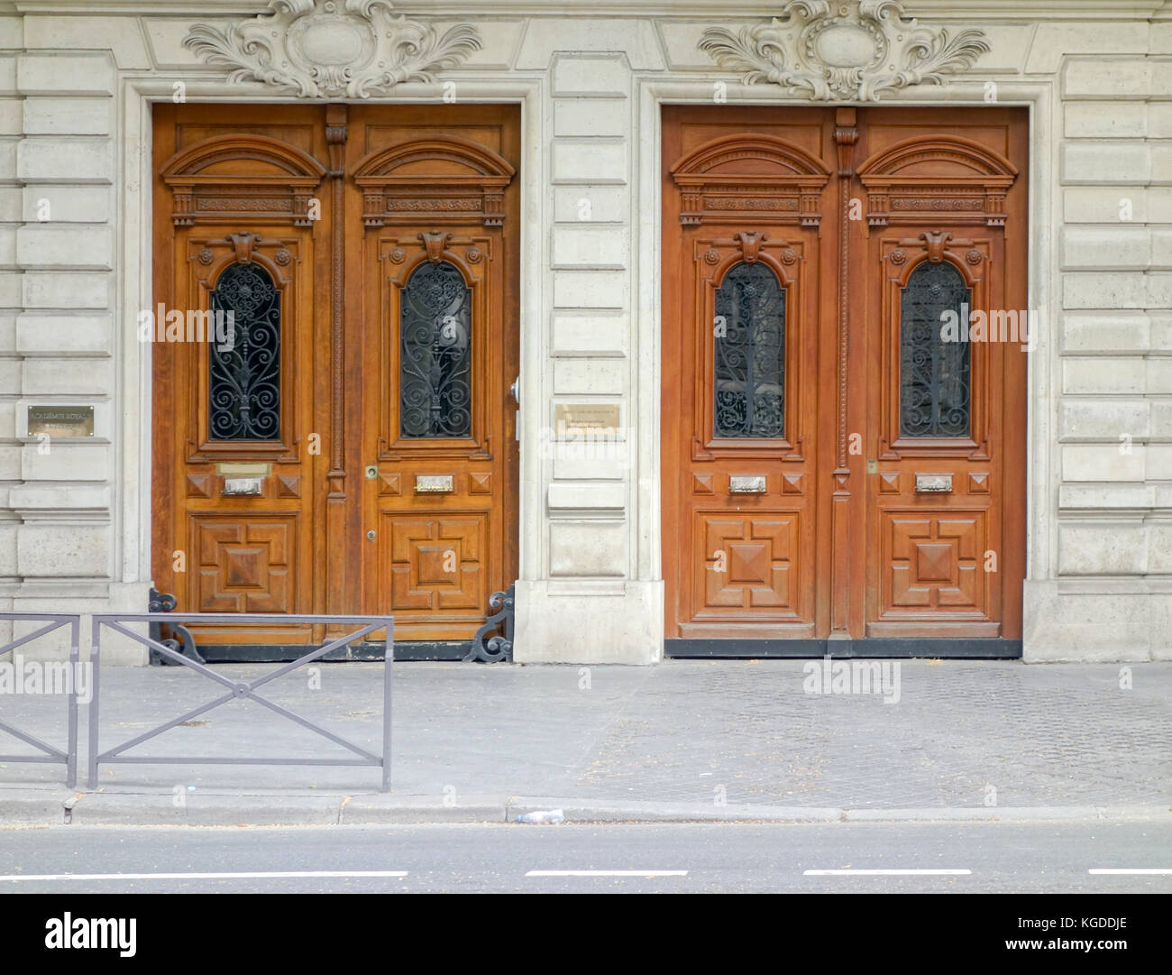 Carved wooden doors to the Belgium Embassy, Paris, 2017 Stock Photo - Alamy