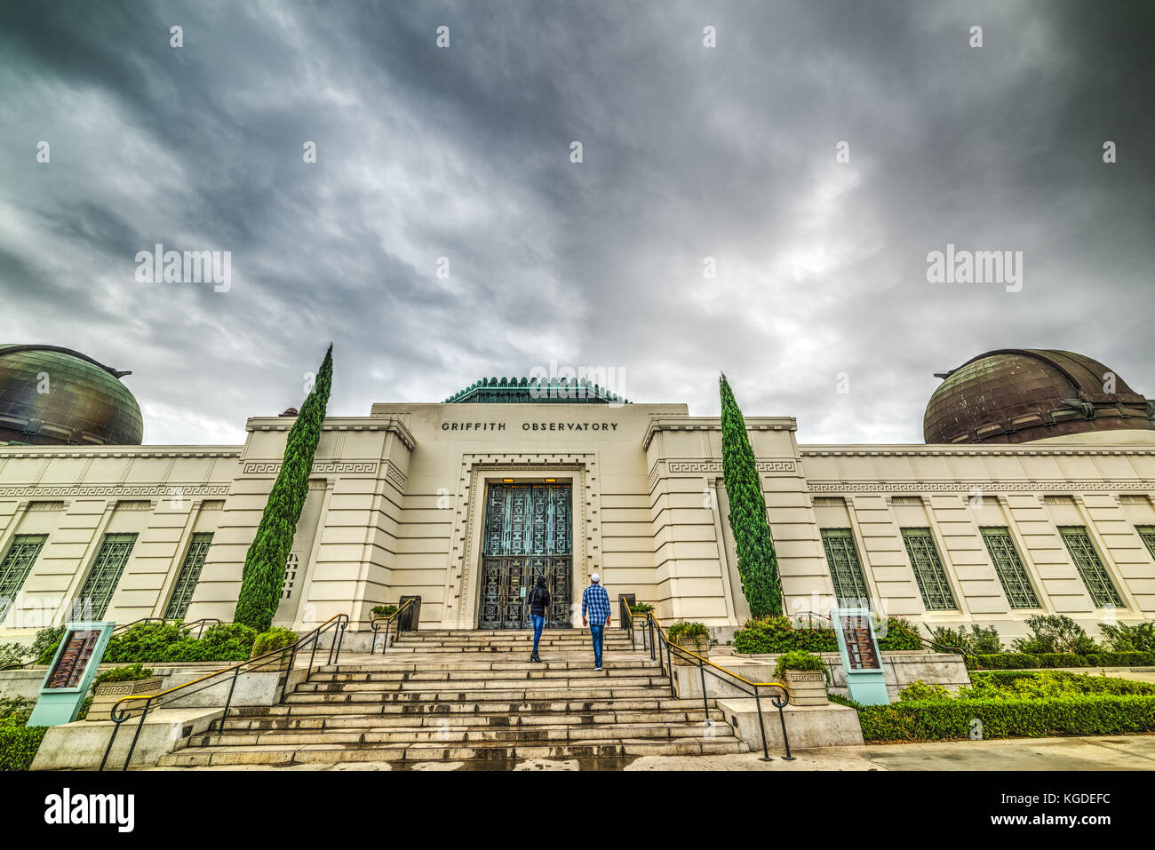 Famous griffith observatory museum hi-res stock photography and images ...