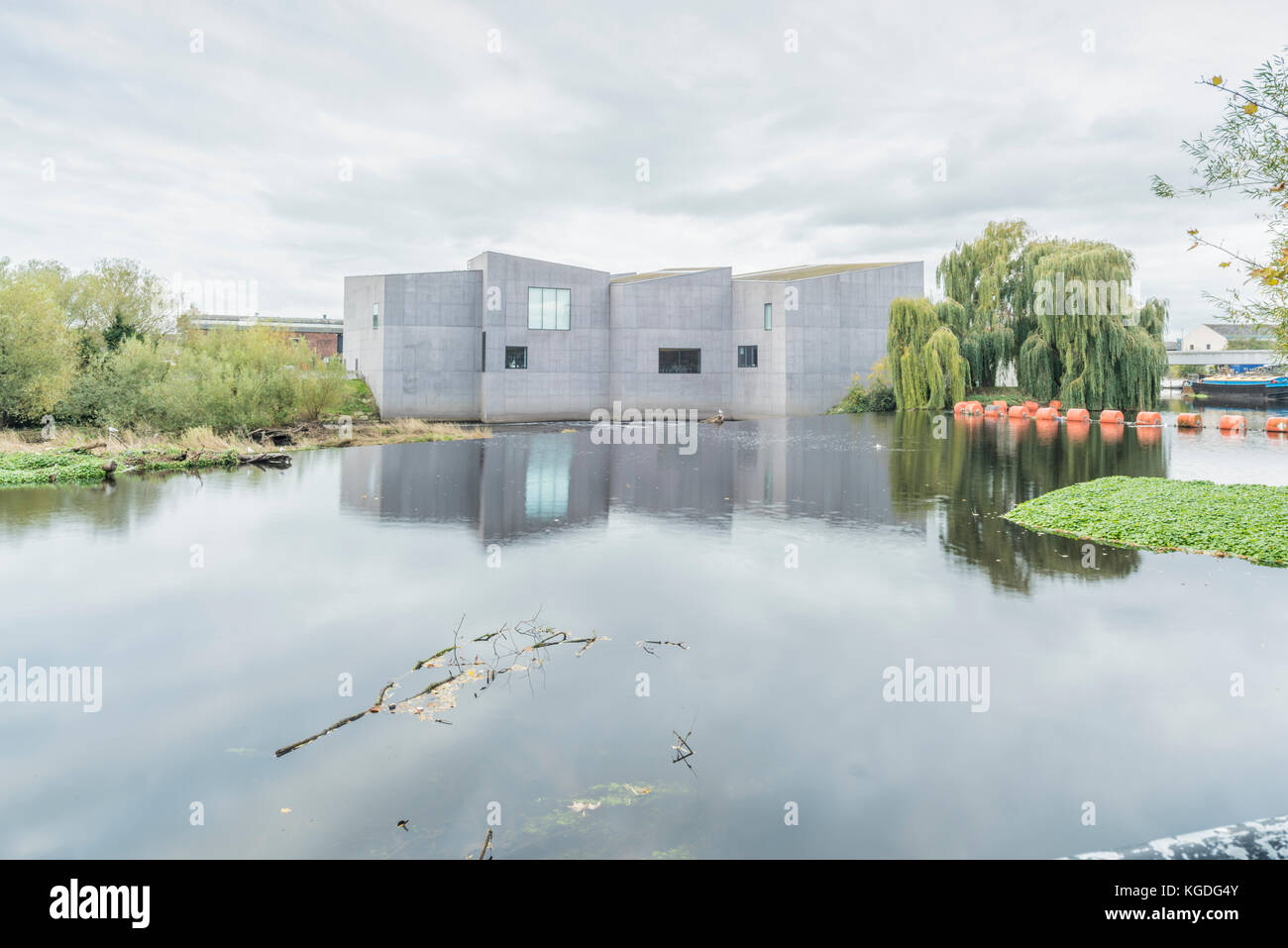 The Hepworth Wakefield, Wakefield Waterfront, River Calder, West ...