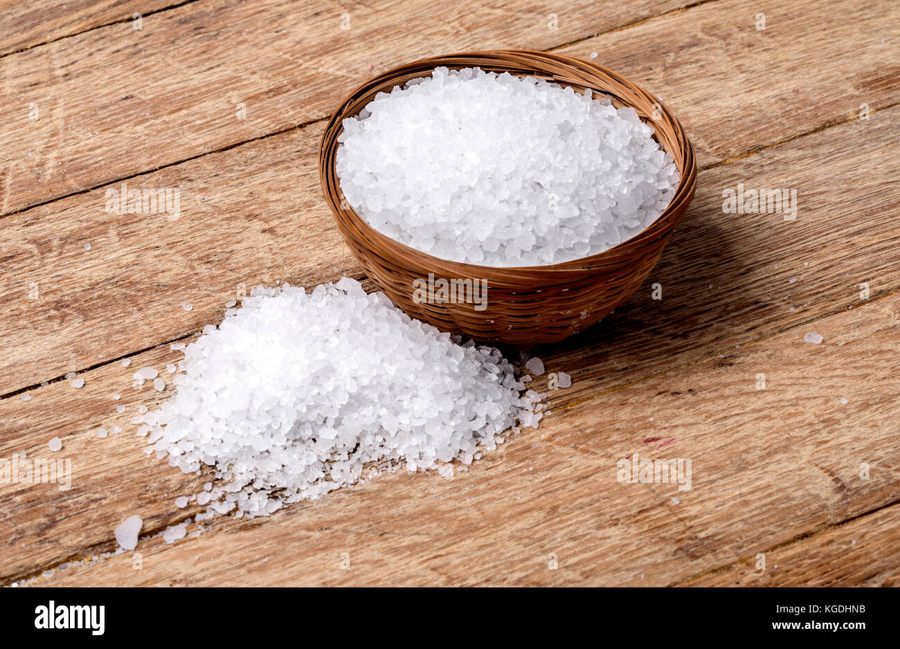 Portion of Coarse Salt on vintage background Stock Photo - Alamy