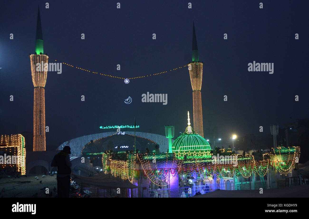 Lahore, Pakistan. 06th Nov, 2016. An illuminated colorful view of the ...