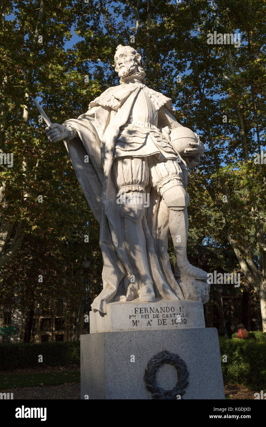 Statues of Spanish monarchs, Plaza de Oriente, Madrid, Spain, King ...