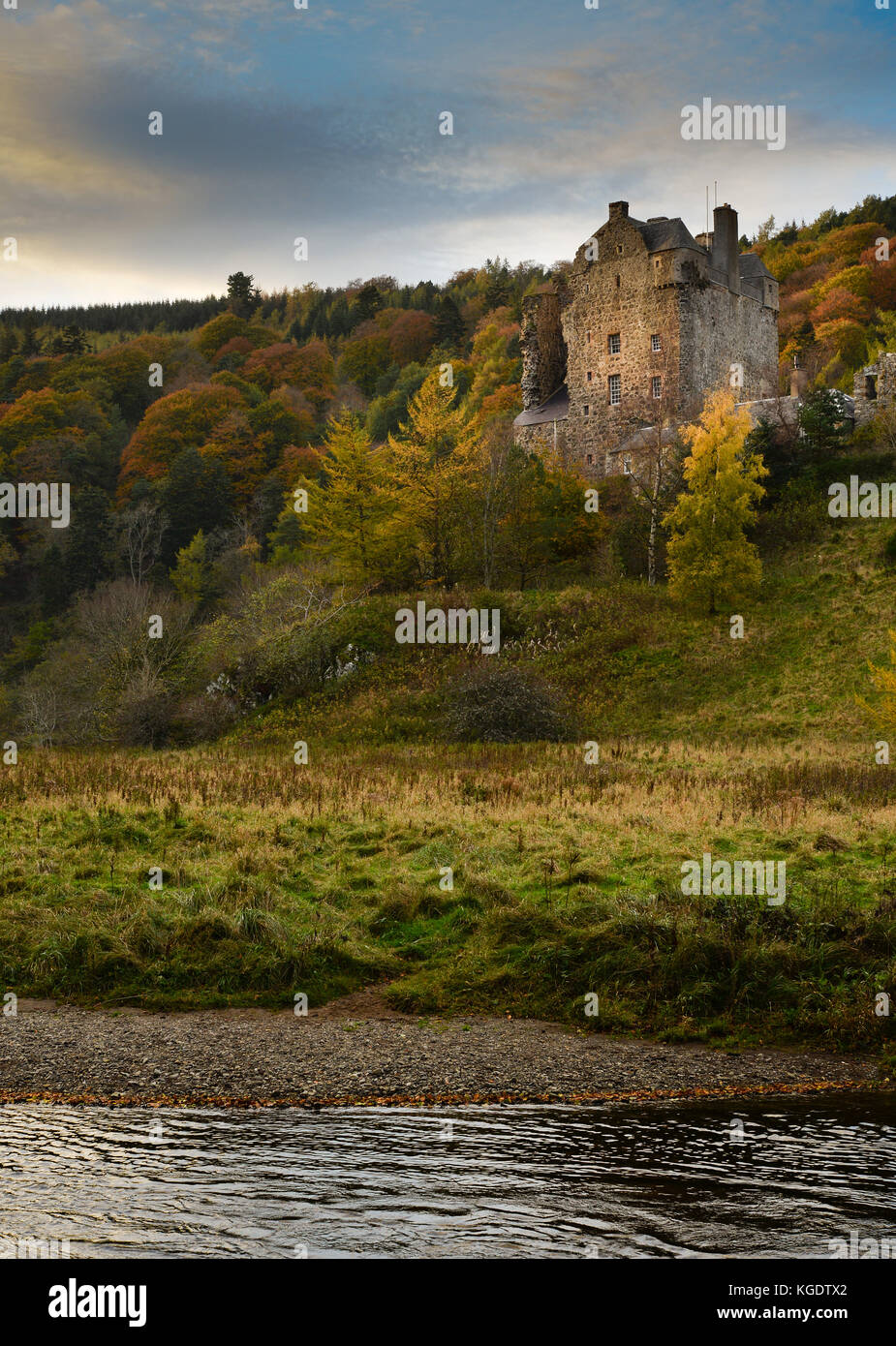 Tweed ancient borders hi-res stock photography and images - Alamy