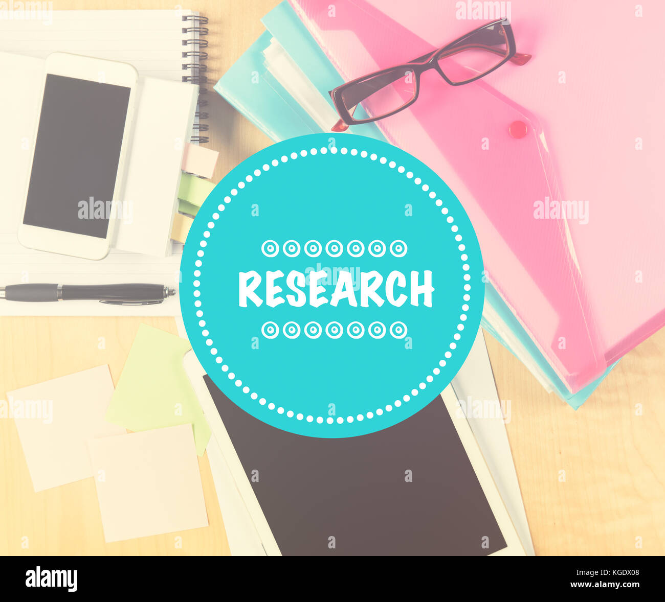 Online research concept Stock Photo - Alamy