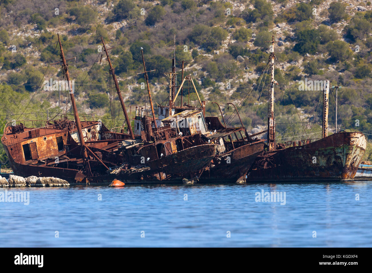 Rusty wrecks hi-res stock photography and images - Alamy