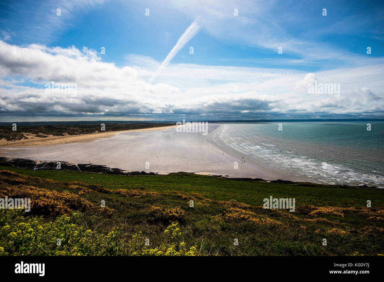 Saunton Sands. A magnificent sandy beach in North Devon where surfing ...