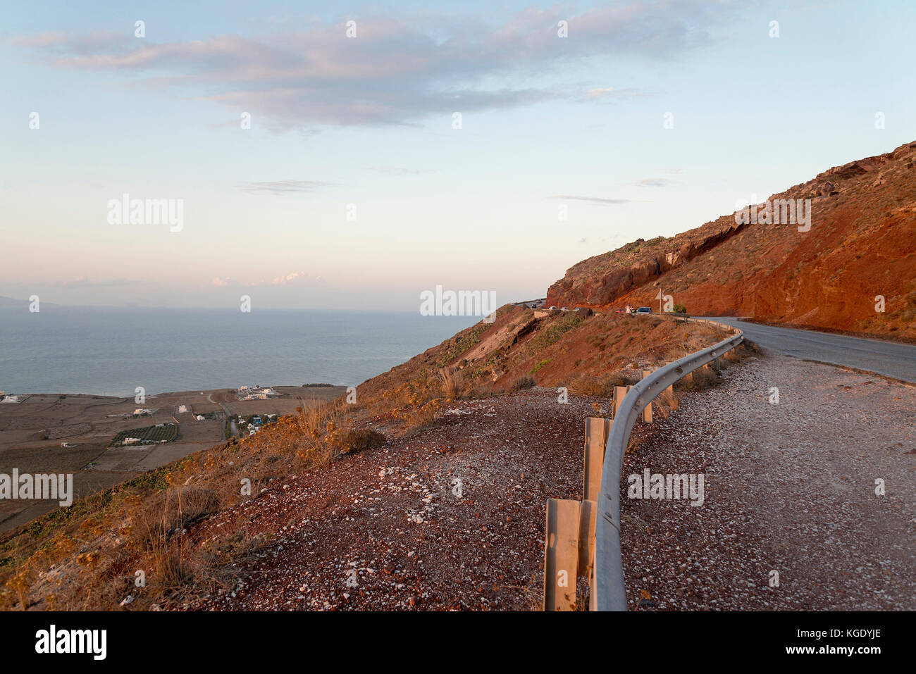 Road overlooking the sea hi-res stock photography and images - Alamy