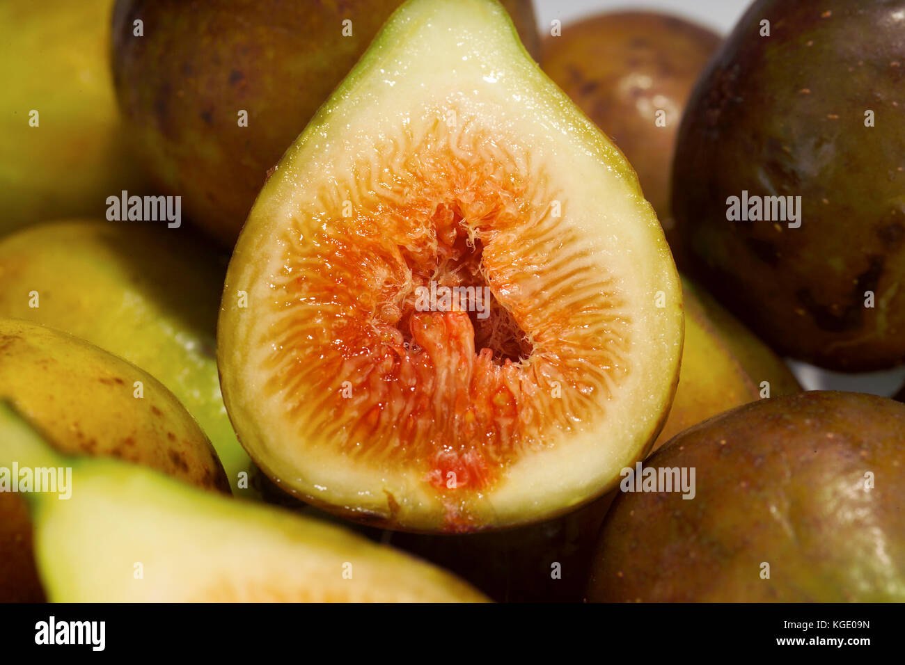 CLOSE UP OF CELESTE FIG CUT IN HALF SHOWING THE INSIDE Stock Photo - Alamy