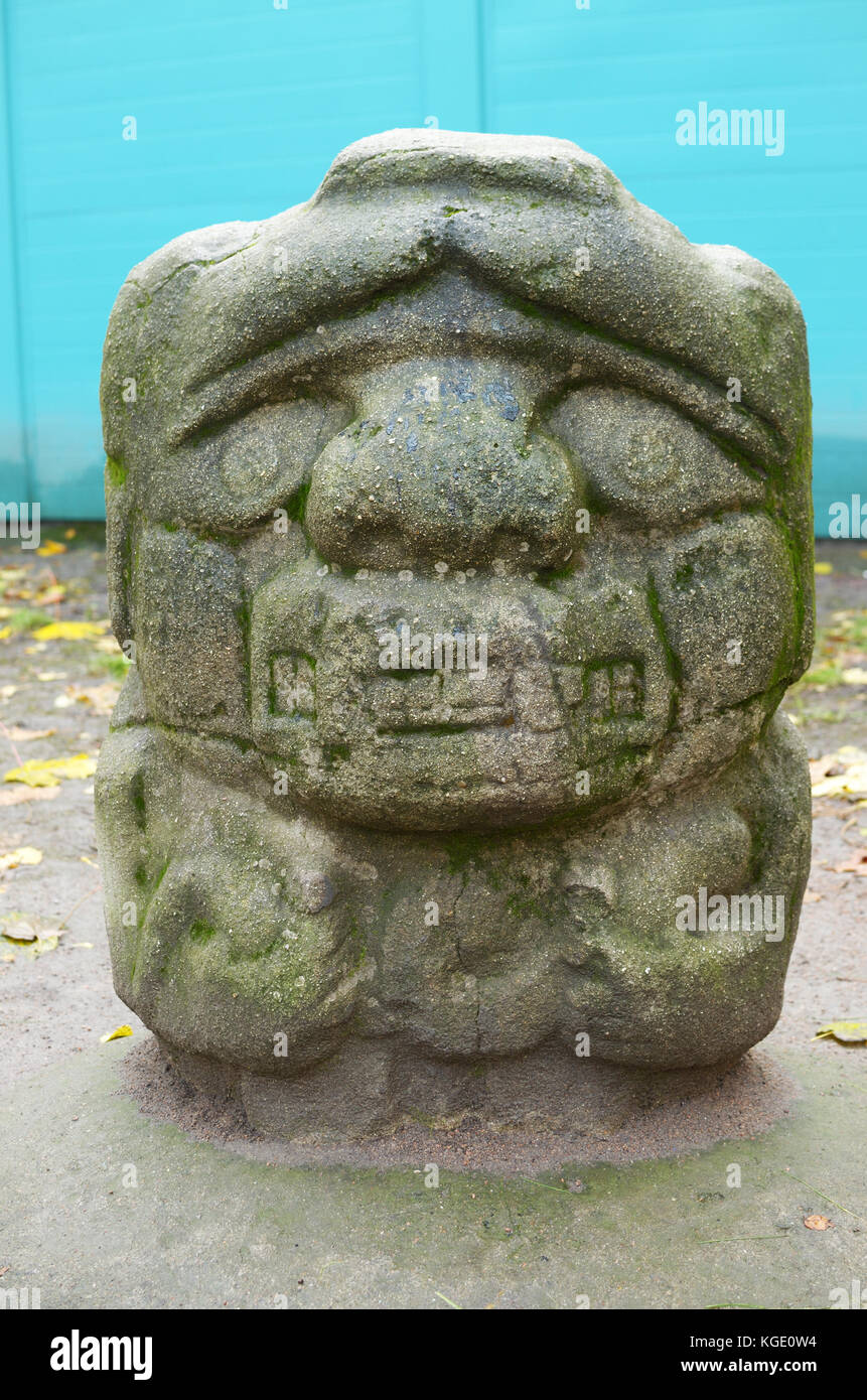 Mexican idol hi-res stock photography and images - Alamy