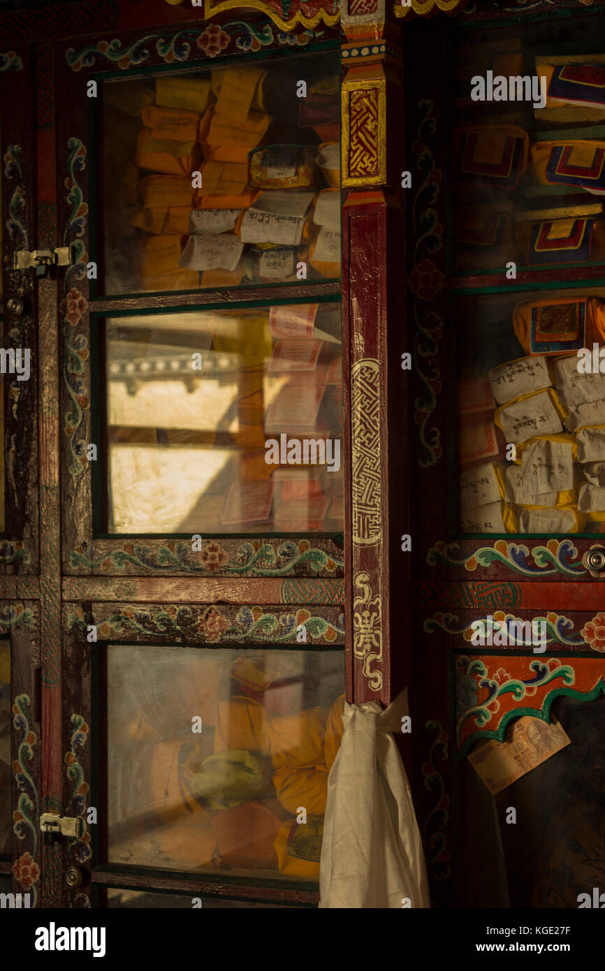 Buddhist library hi-res stock photography and images - Alamy