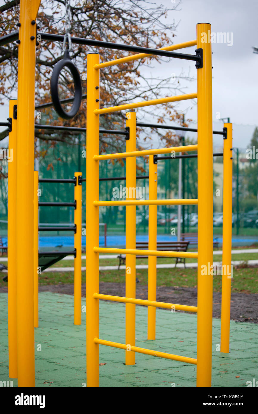 Outdoor gym for street workout Stock Photo - Alamy