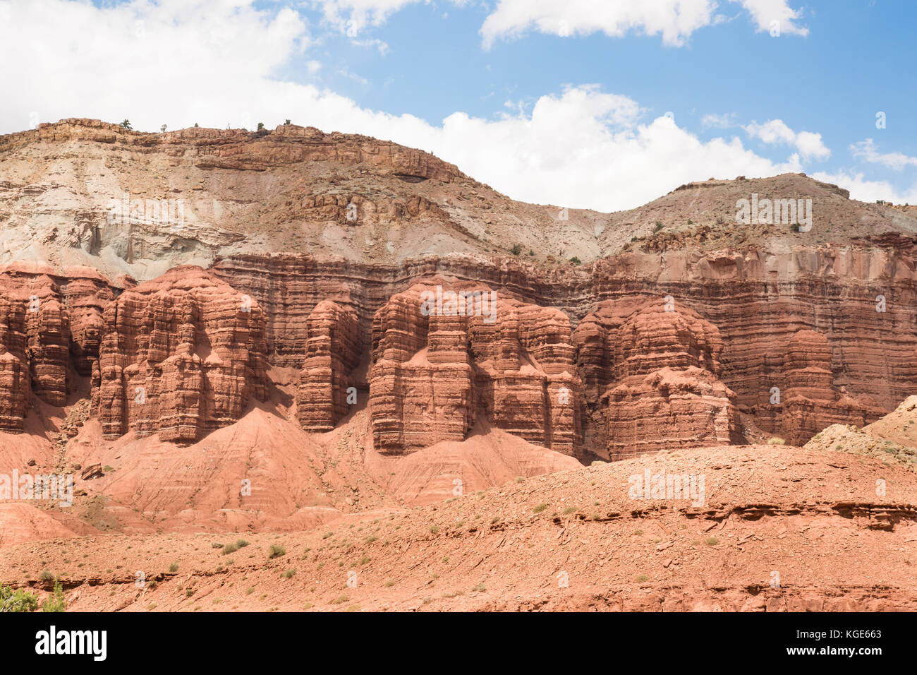 Utah National Parks. Canyons, trails,natural bridges, rock formations ...