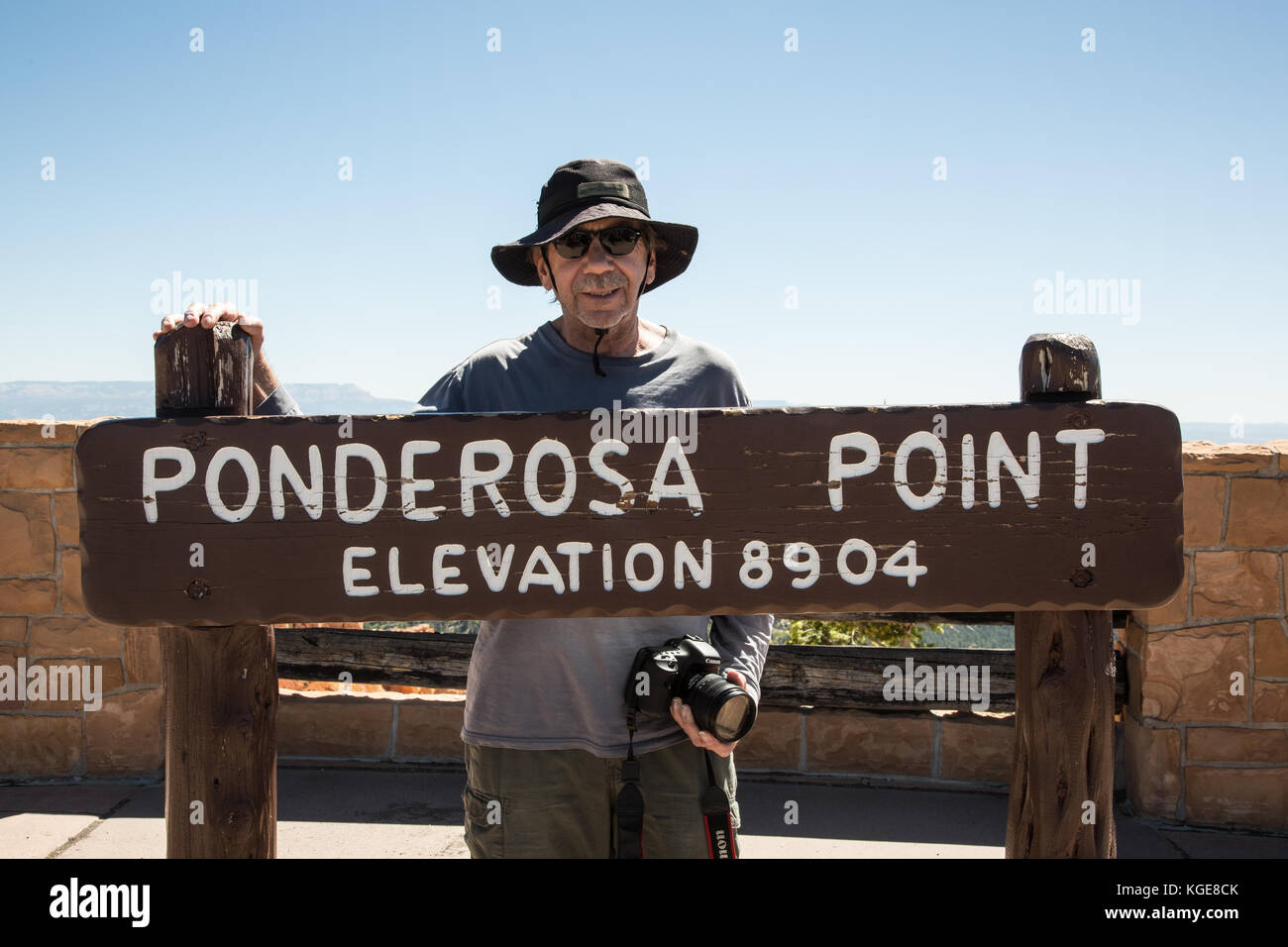 Ponderosa Point, Utah National Parks. Canyons, trails,natural bridges ...
