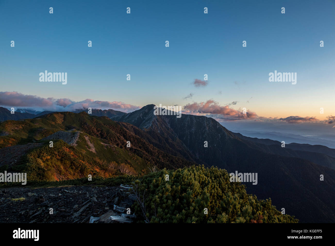 Sunshine to Mt. Jonen Stock Photo - Alamy