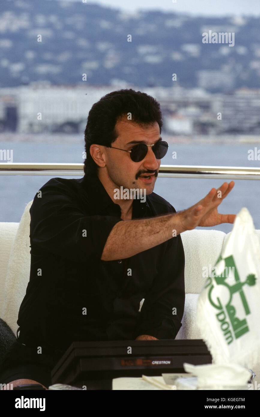 Saudi prince Al-Waleed Bin Talal bin Abdulaziz al Saud, businessman ...