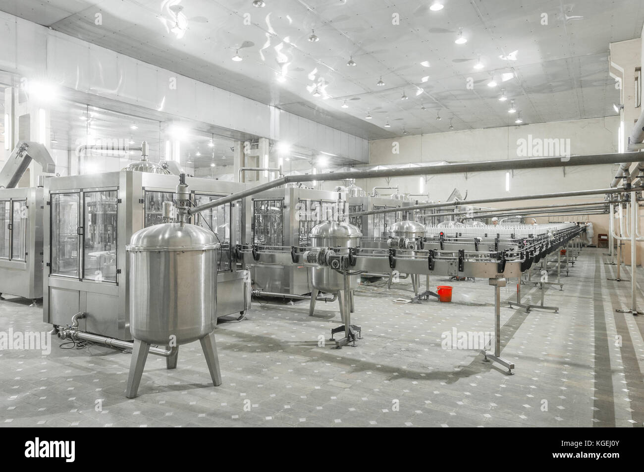 Factory and industrial production plant for the manufacture of ...