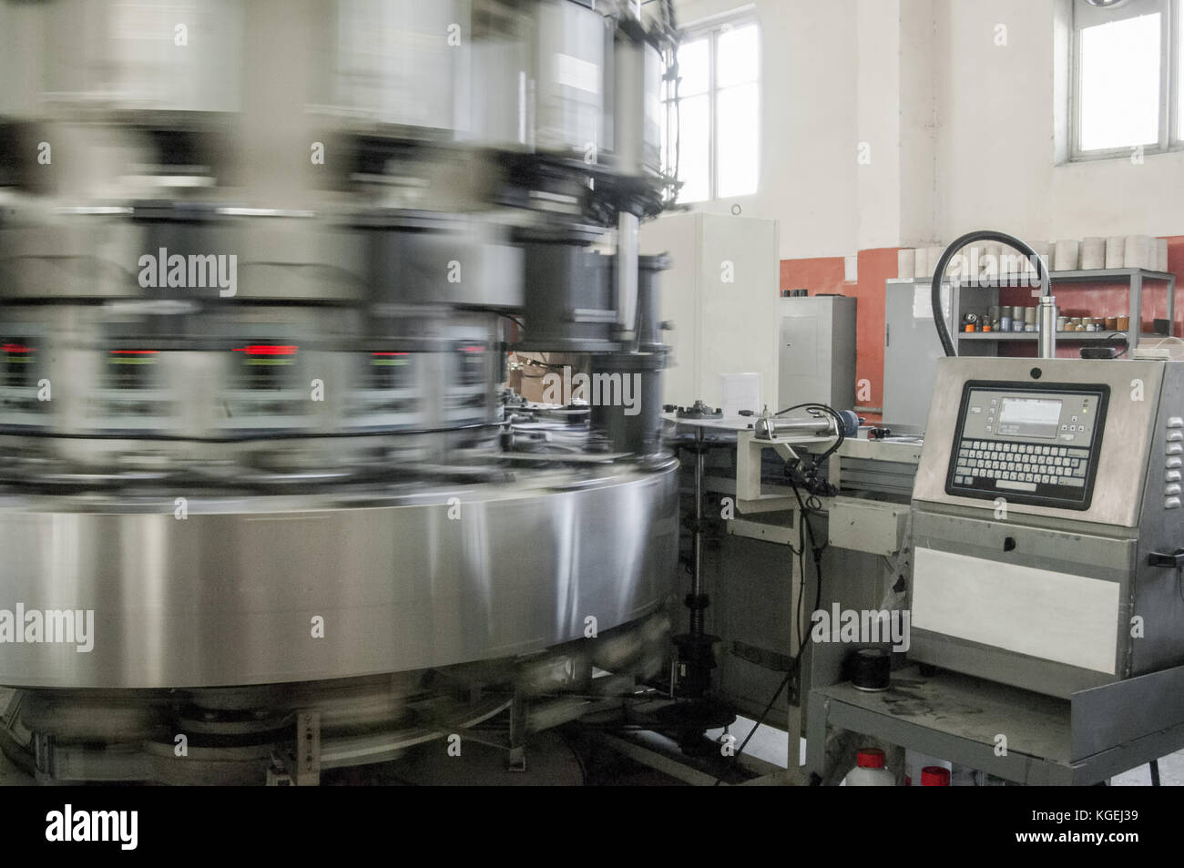 Rotating equipment hi-res stock photography and images - Alamy