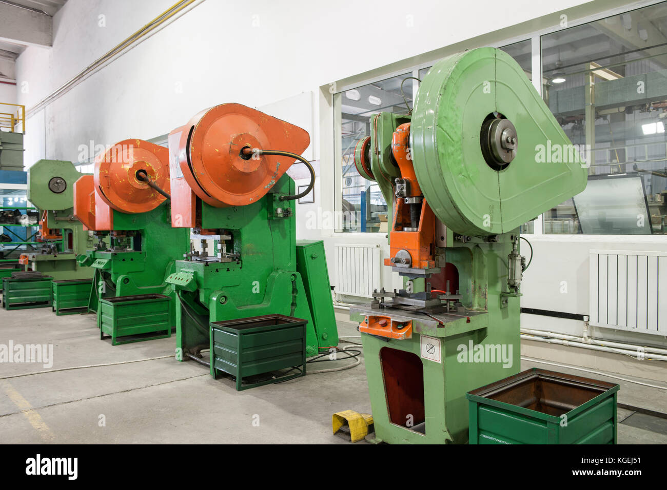 Human crush hi-res stock photography and images - Alamy