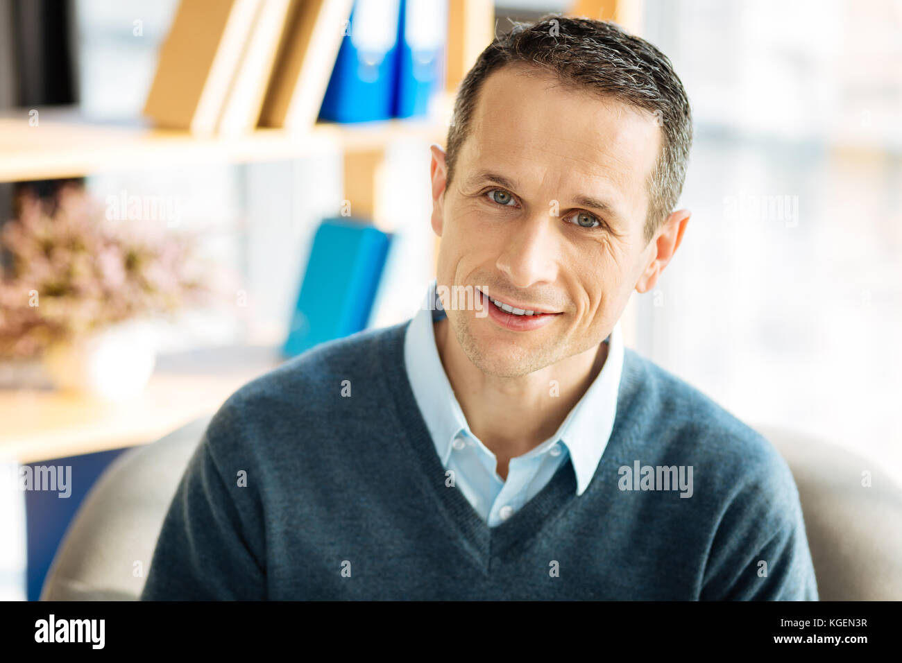 Portrait positive delighted man hi-res stock photography and images - Alamy