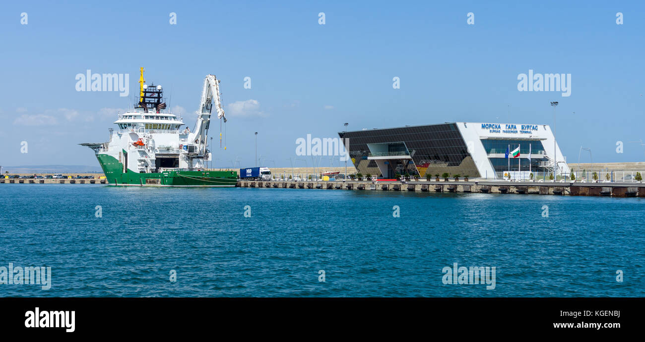 Bourgas port hi-res stock photography and images - Alamy
