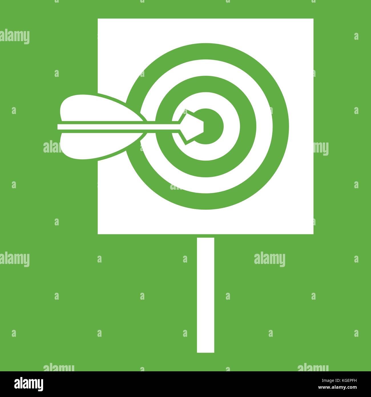 Arrow in the center of target icon green Stock Vector Image & Art - Alamy
