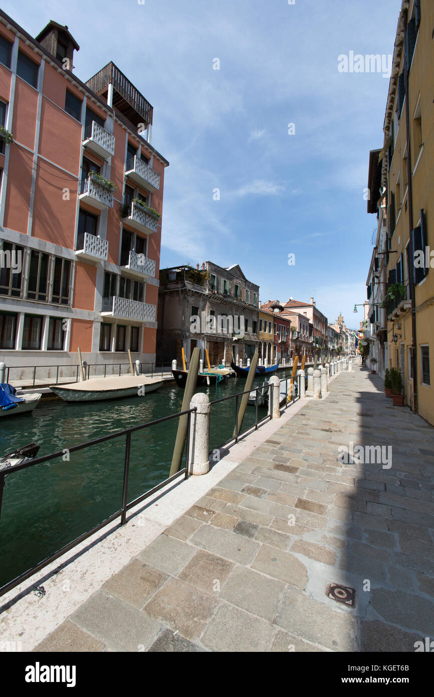 City of Venice Italy. Picturesque view of houses along the Rio de la ...