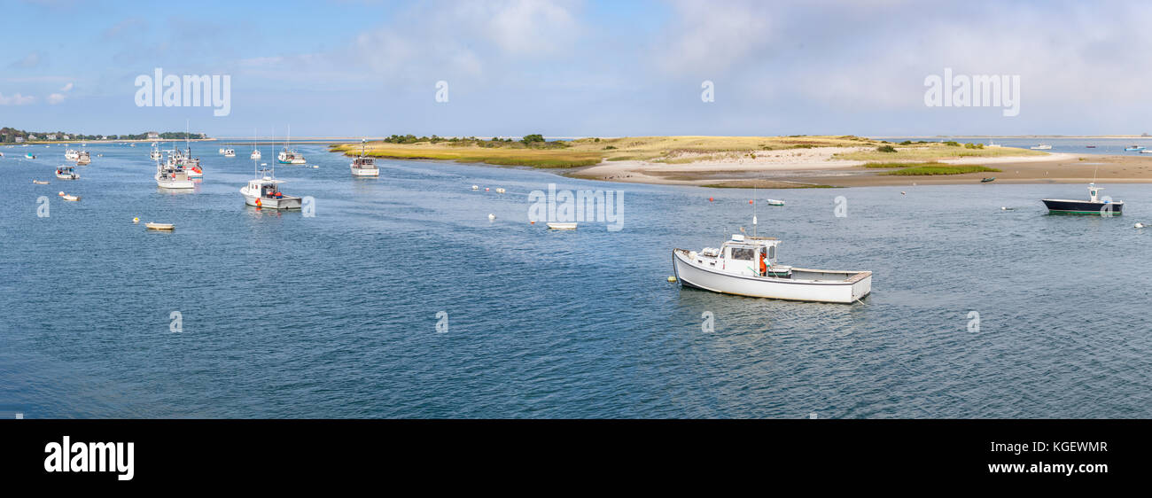 Multiple sail boats hi-res stock photography and images - Alamy