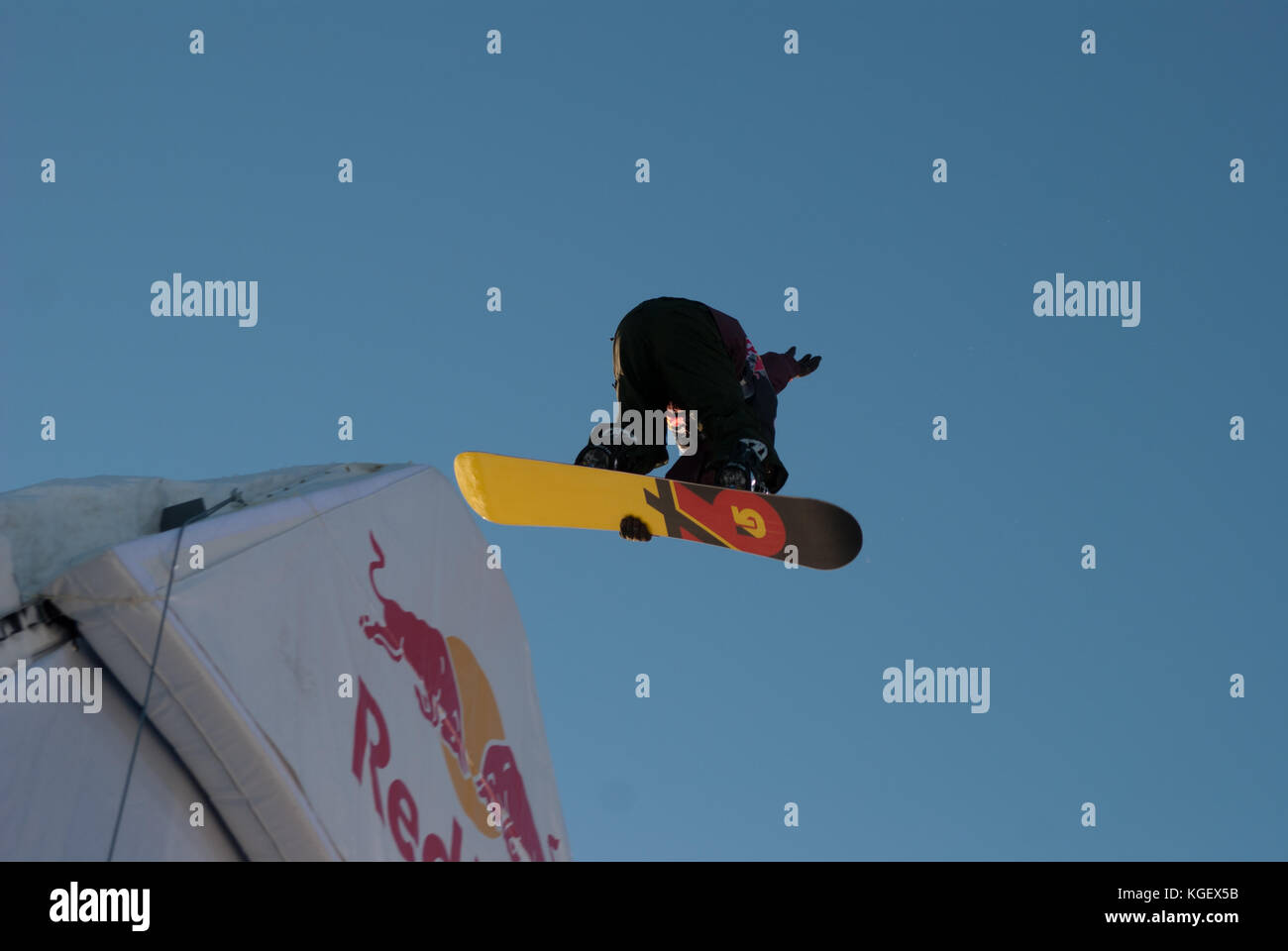 Scenes from the Red Bull Snowscrapers snowboarding event in New York ...