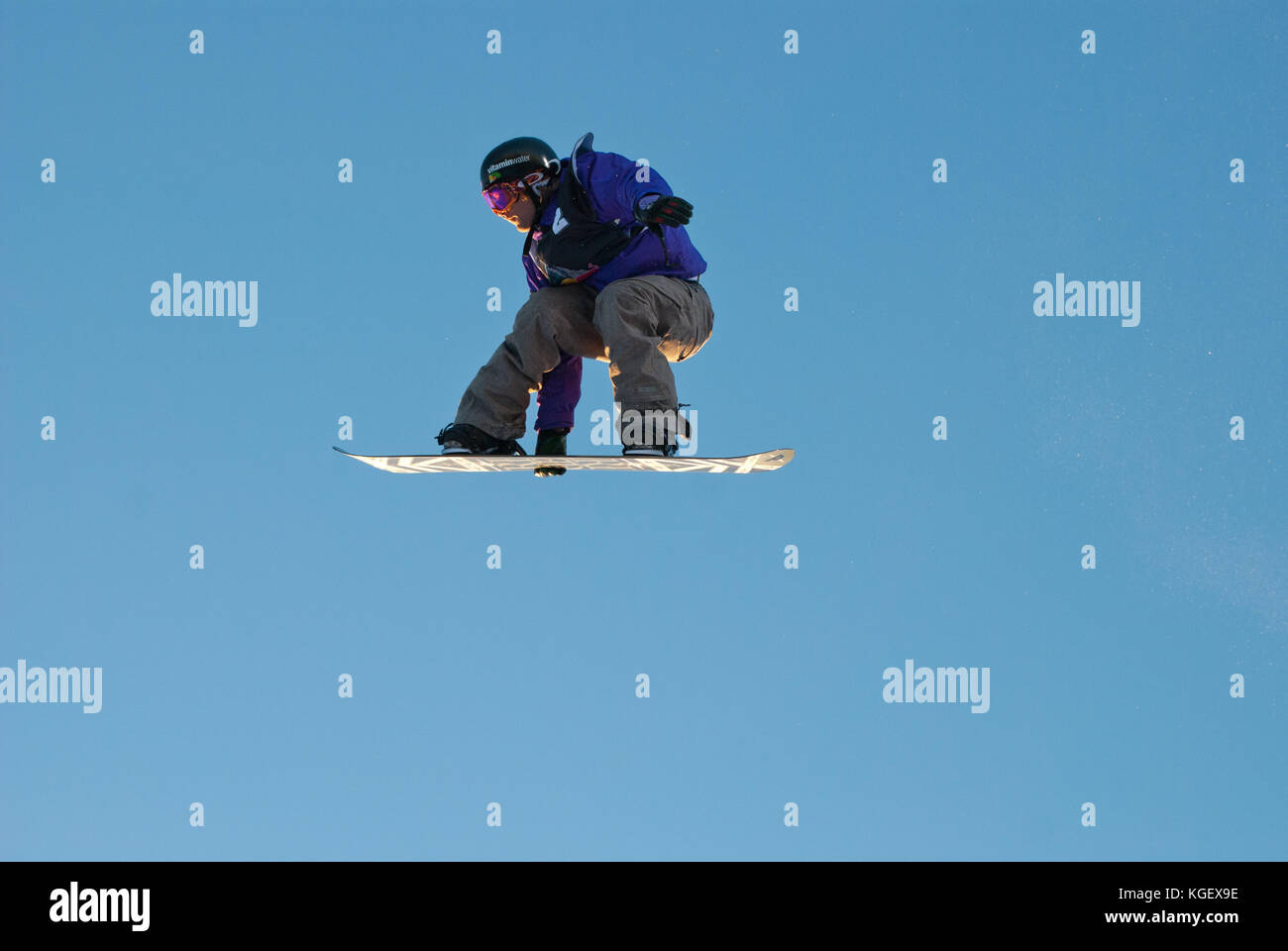 Scenes from the Red Bull Snowscrapers snowboarding event in New York ...