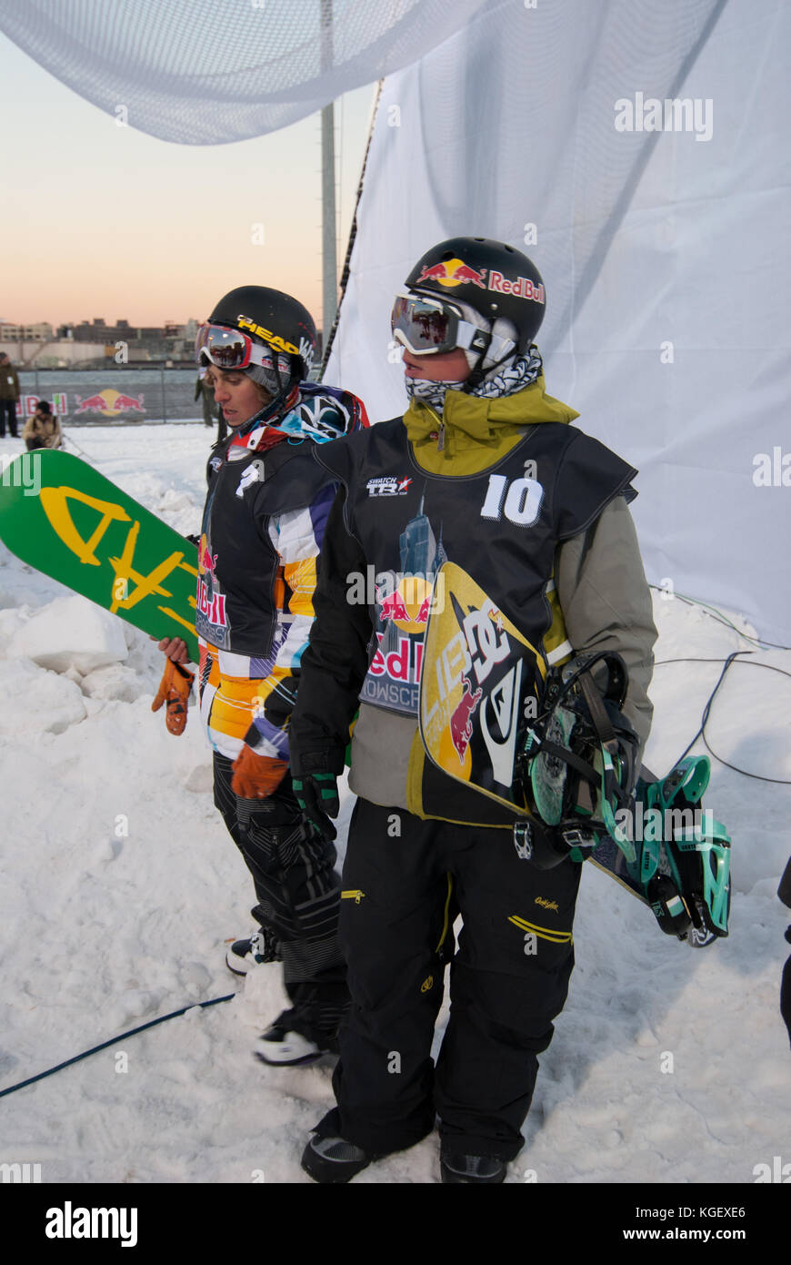Scenes from the Red Bull Snowscrapers snowboarding event in New York ...