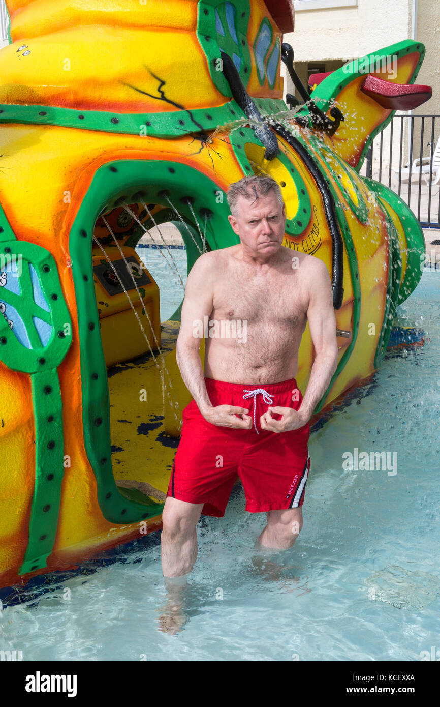 Man swimming pool outdoors muscles hi-res stock photography and images ...
