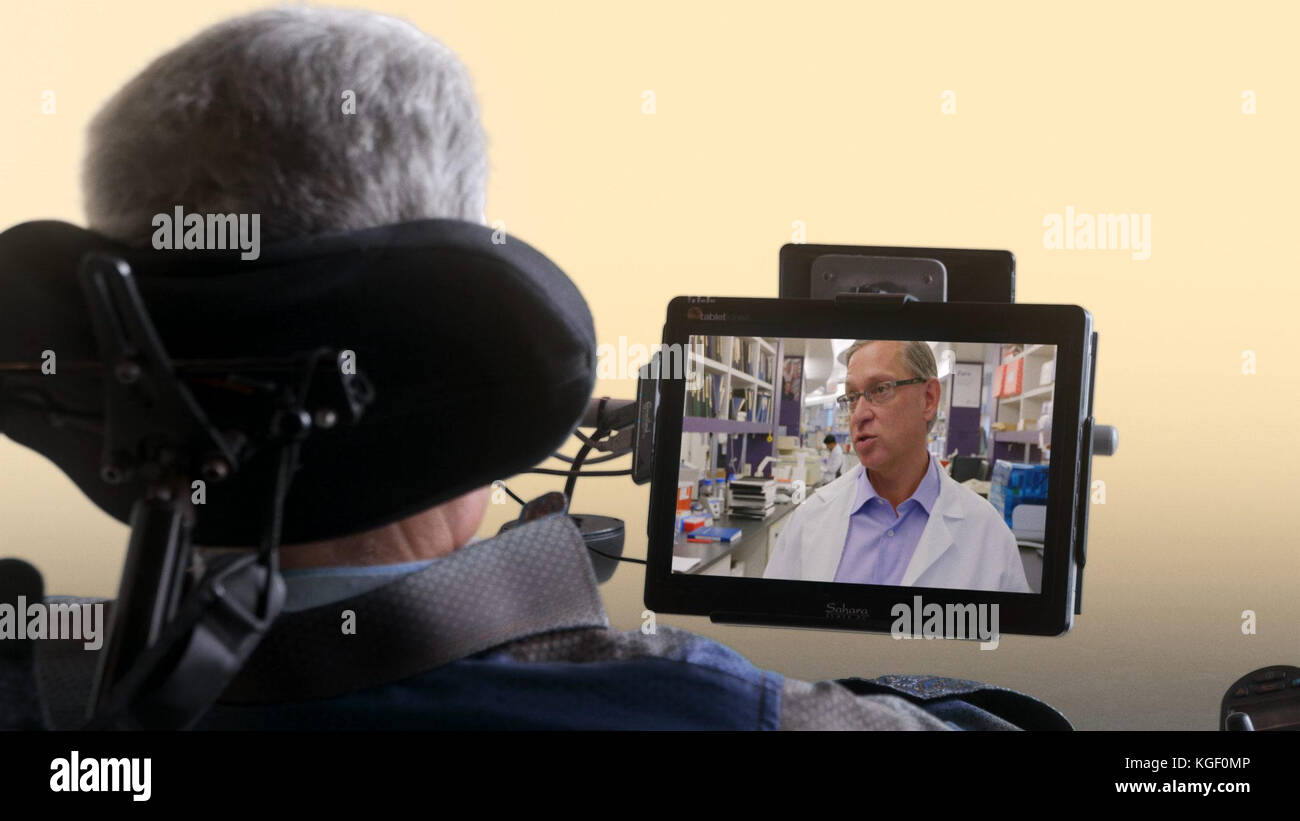 AUGIE, Augie Nieto, watching Steve Perrin, 2017. ©PCH Films/courtesy ...