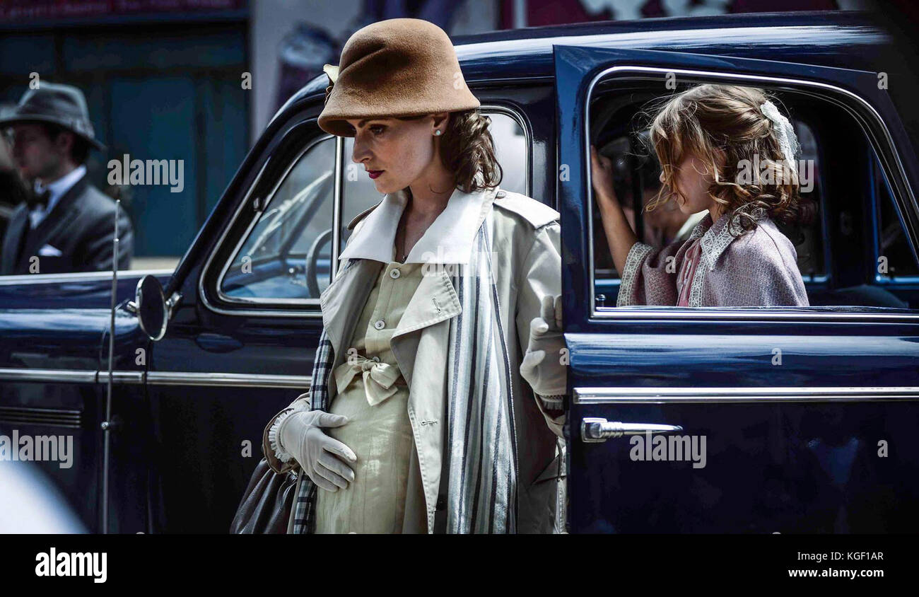 ON WINGS OF EAGLES, Elizabeth Arends, 2016. © Archstone Distribution ...