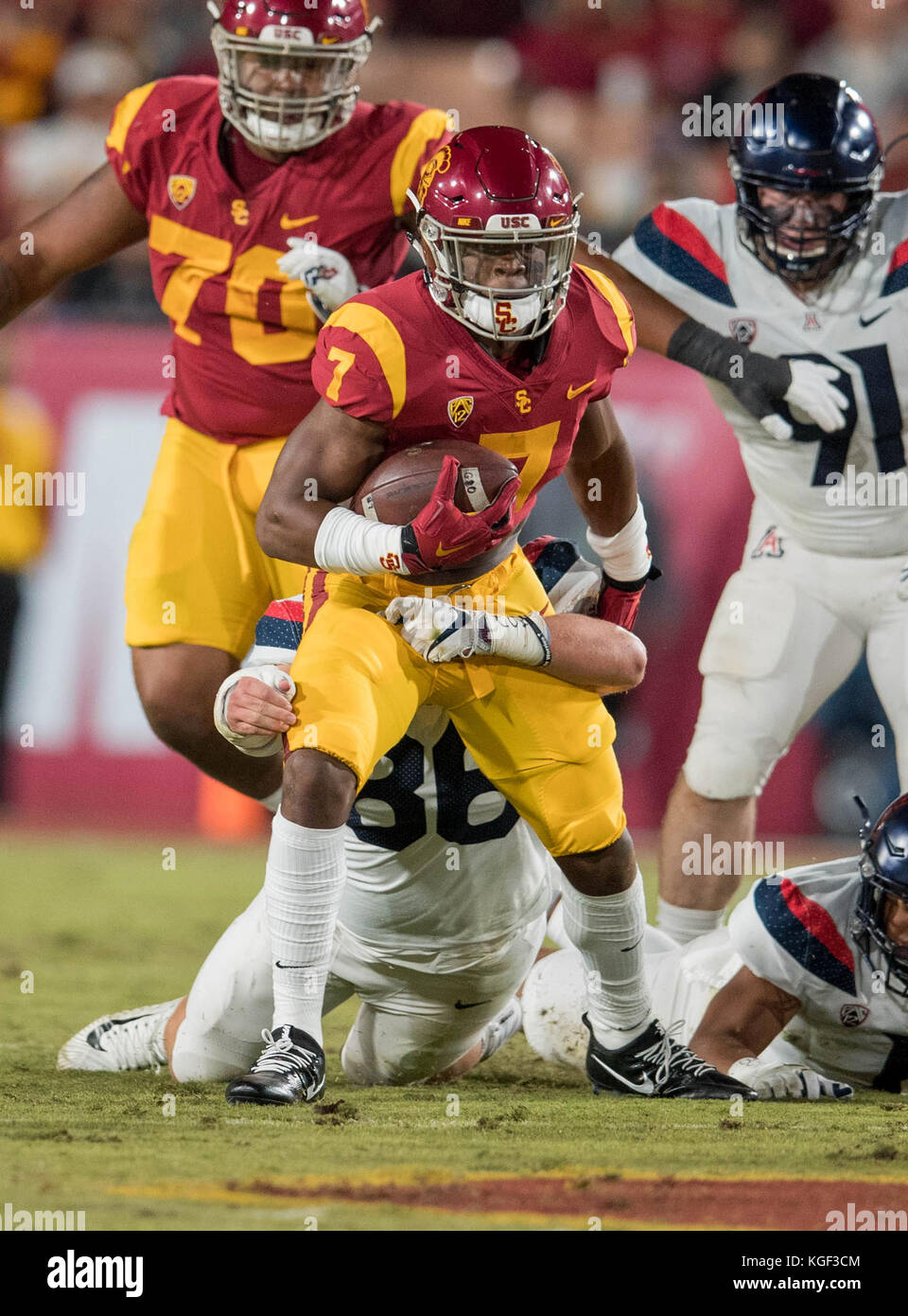 Los Angeles, CA, USA. 04th Nov, 2017. USC running back (7) Stephen Carr ...