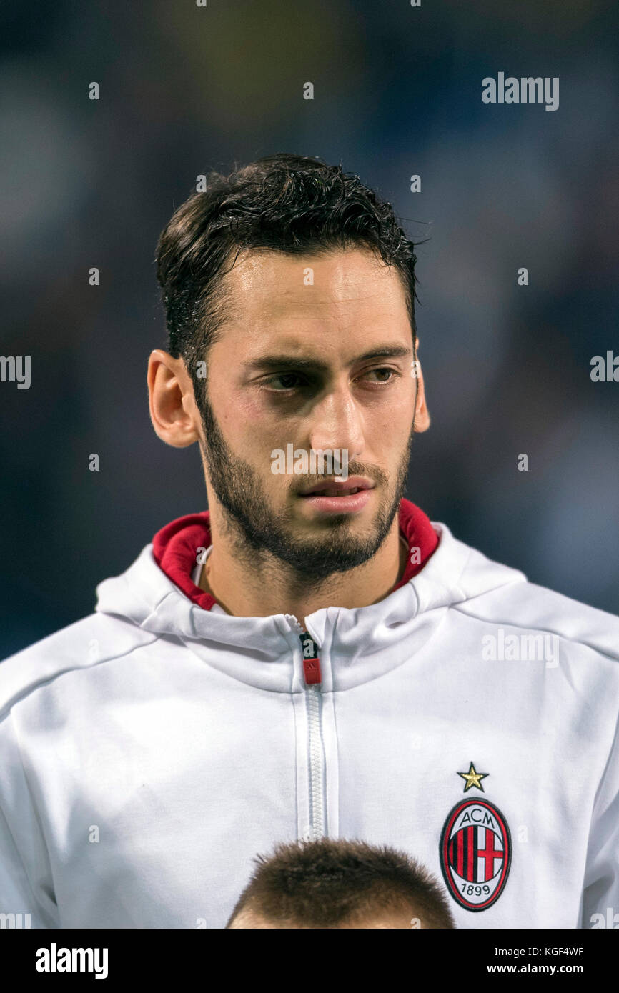 Hakan Calhanoglu (Milan), NOVEMBER 5, 2017 - Football / Soccer ...