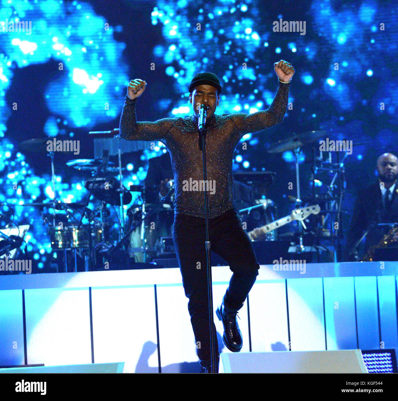 Las Vegas, Nevada, USA. 6th Nov, 2017. Singer Luke James performs at ...