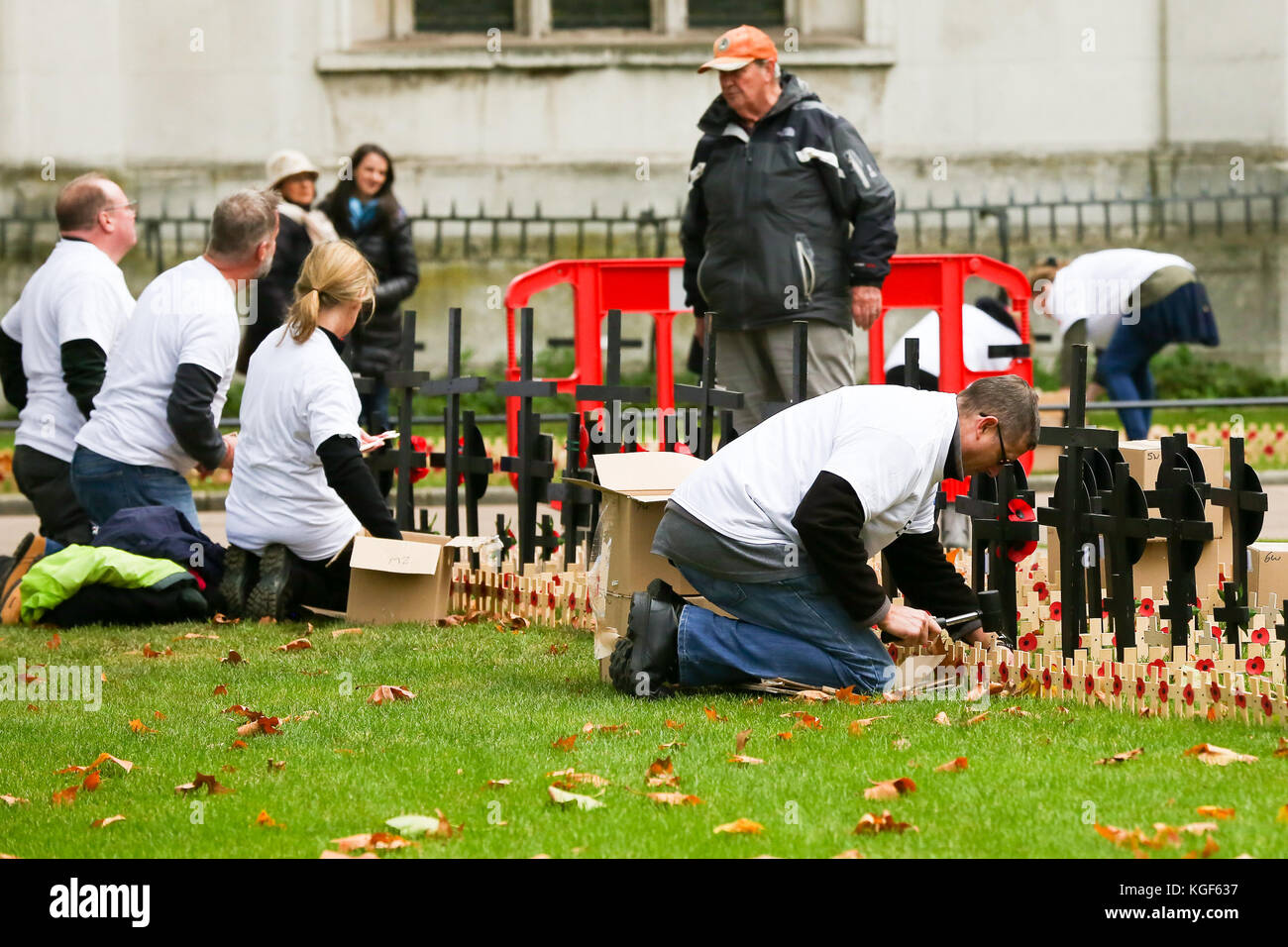Remembrance day crosses placed hi-res stock photography and images - Alamy