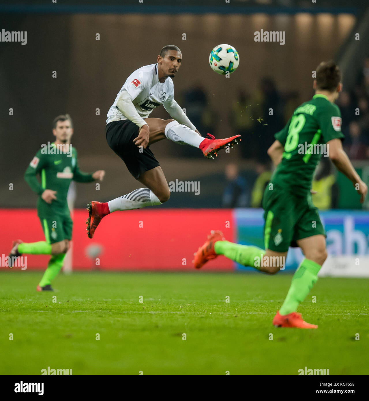 Frankfurt, Germany. 3rd Nov, 2017. Frankfurt's Sebastien Haller in ...