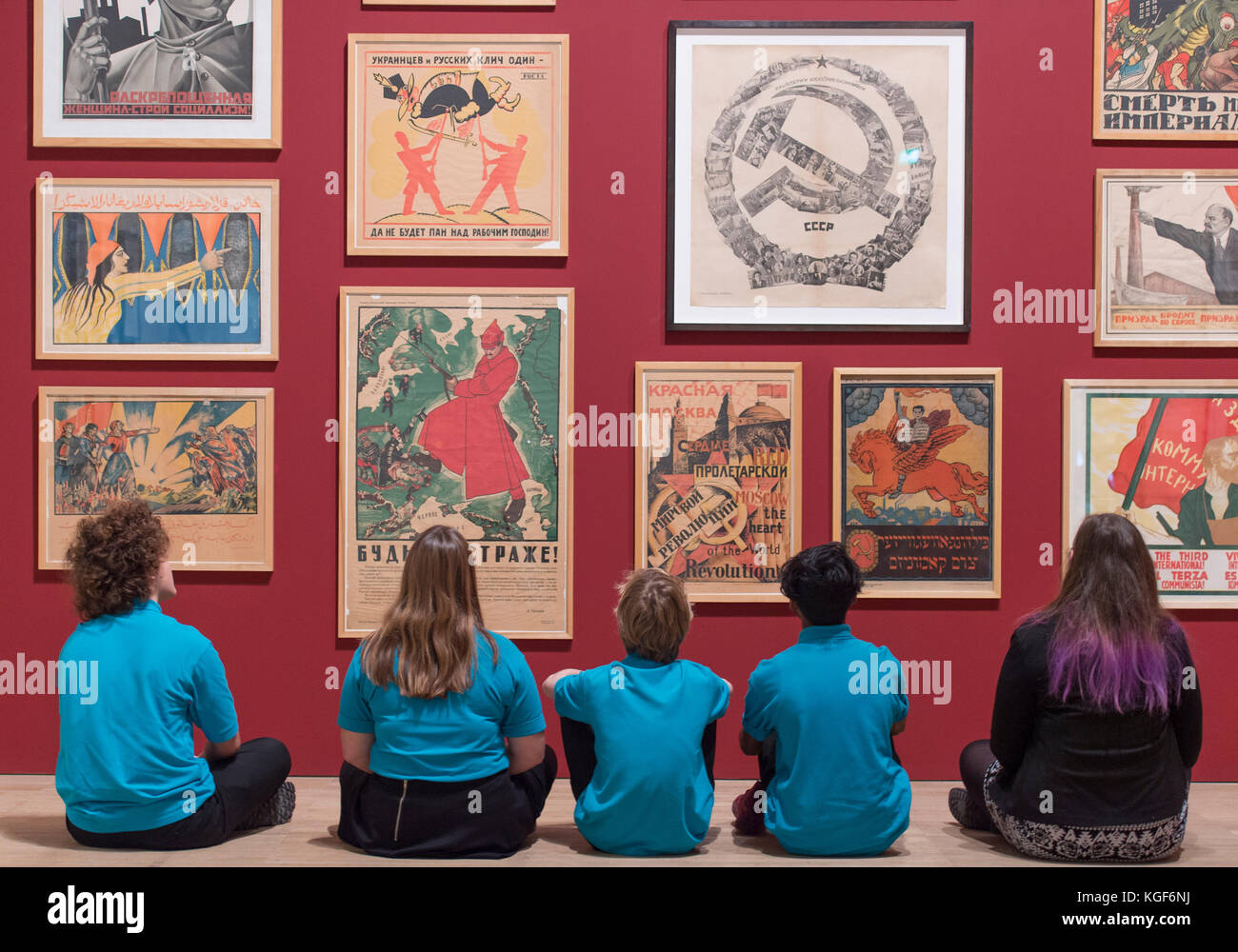 Revolutionary Posters High Resolution Stock Photography and Images - Alamy