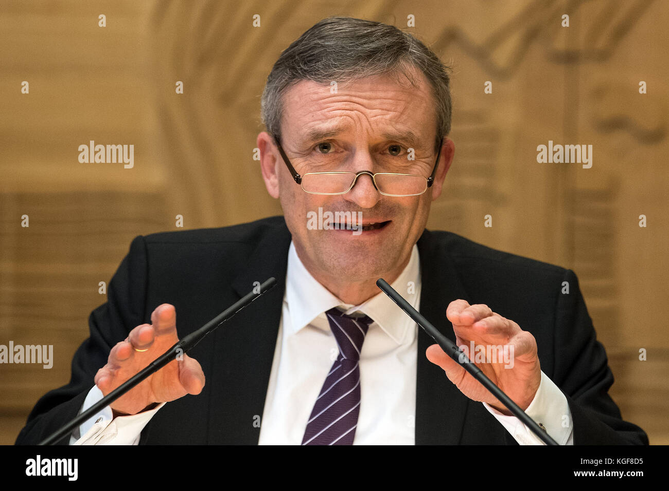 Duesseldorf, Germany. 7th Nov, 2017. Duesseldorf's Mayor Thomas Geisel ...
