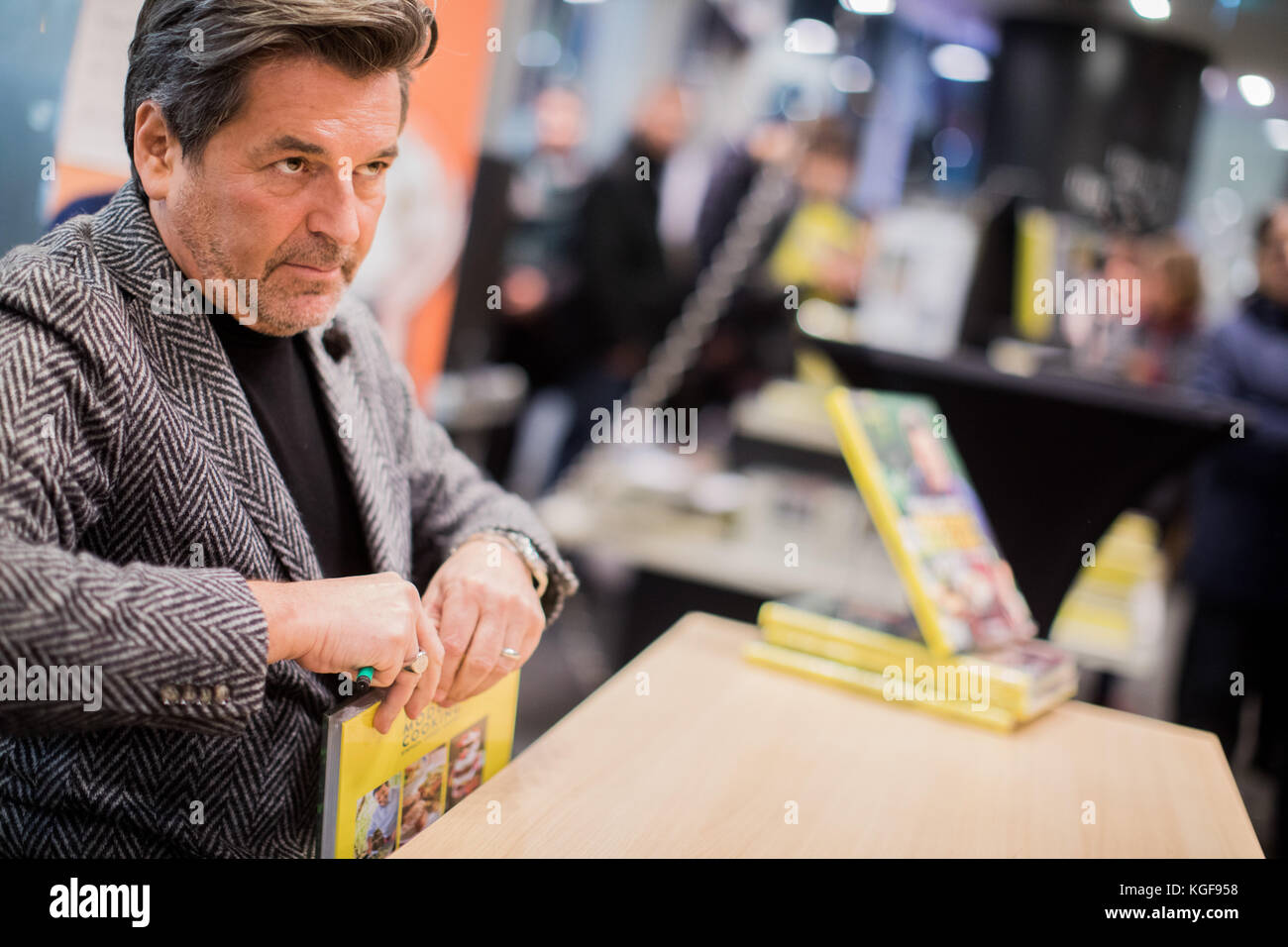 Cologne, Germany. 7th Nov, 2017. Former Modern Talking singer Thomas ...